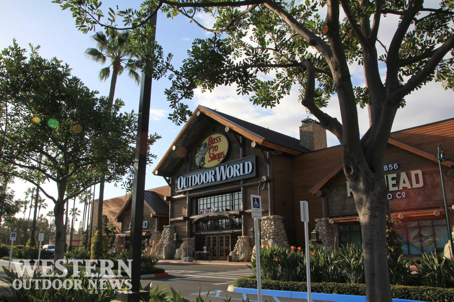 Bass Pro Shops announces March 27 Grand Opening for new mega Outdoor ...